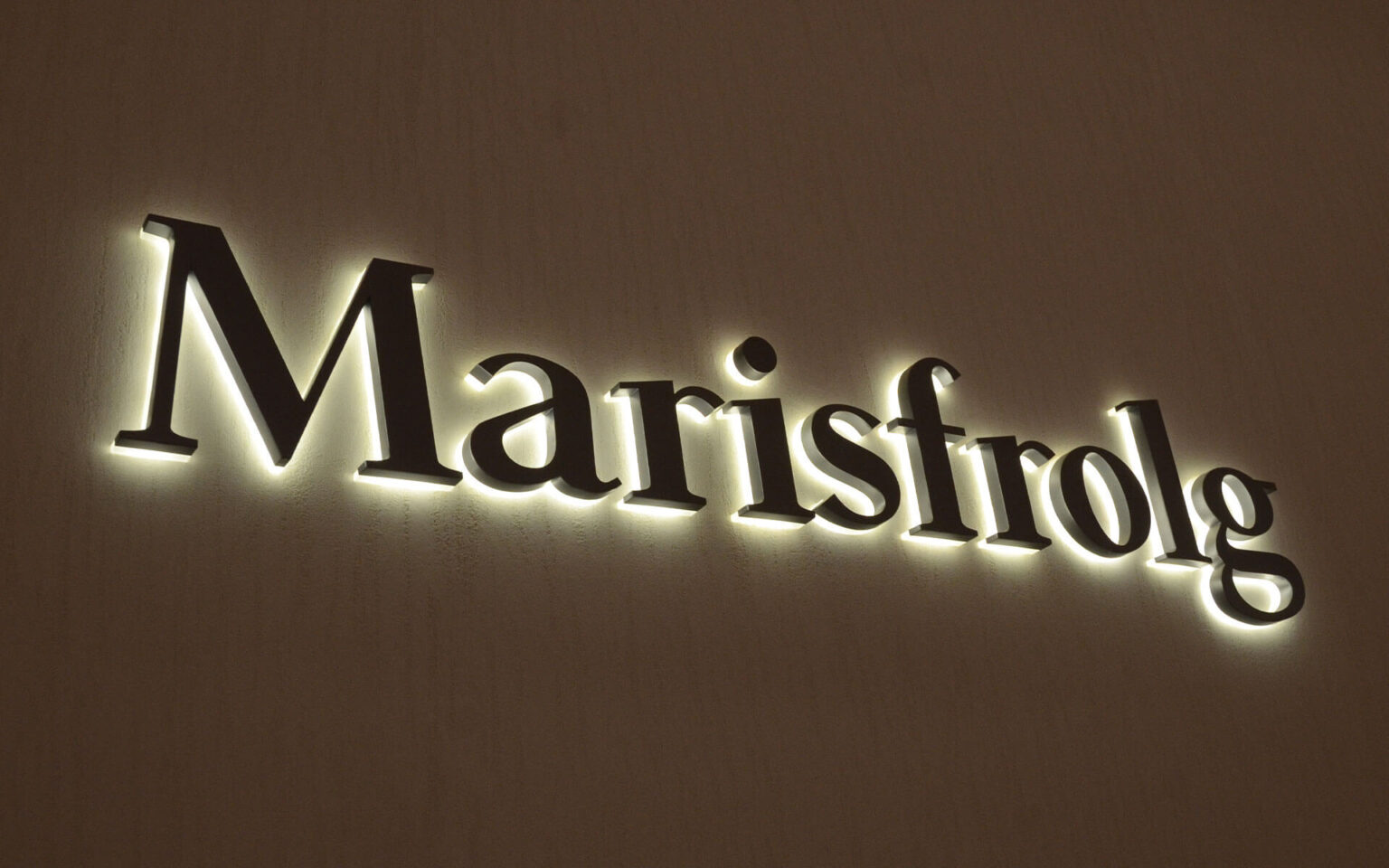 Custom Back-lit Channel Letters | FasciaSigns.Com